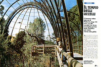 Melbourne zoo aviary : tourists in cage with the birds - Monaco Nature ...
